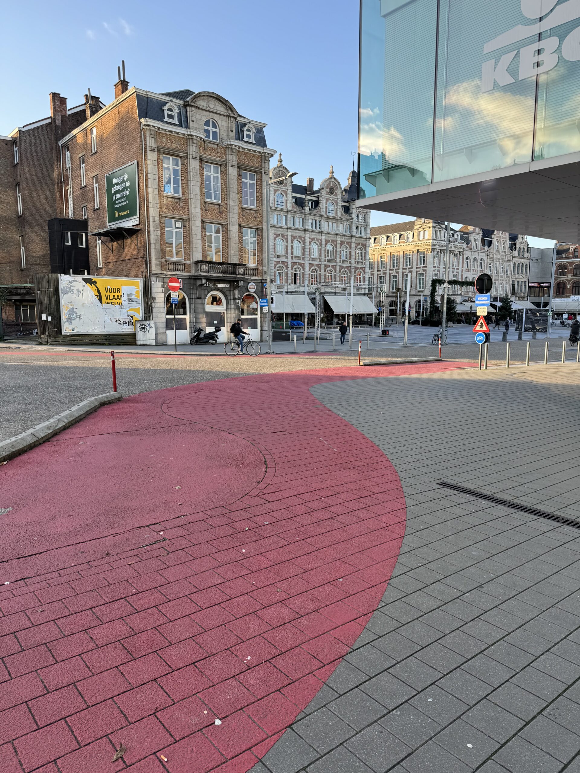 Safe, Shared, Sustainable - Cycling Infrastructure in an Evolving ...